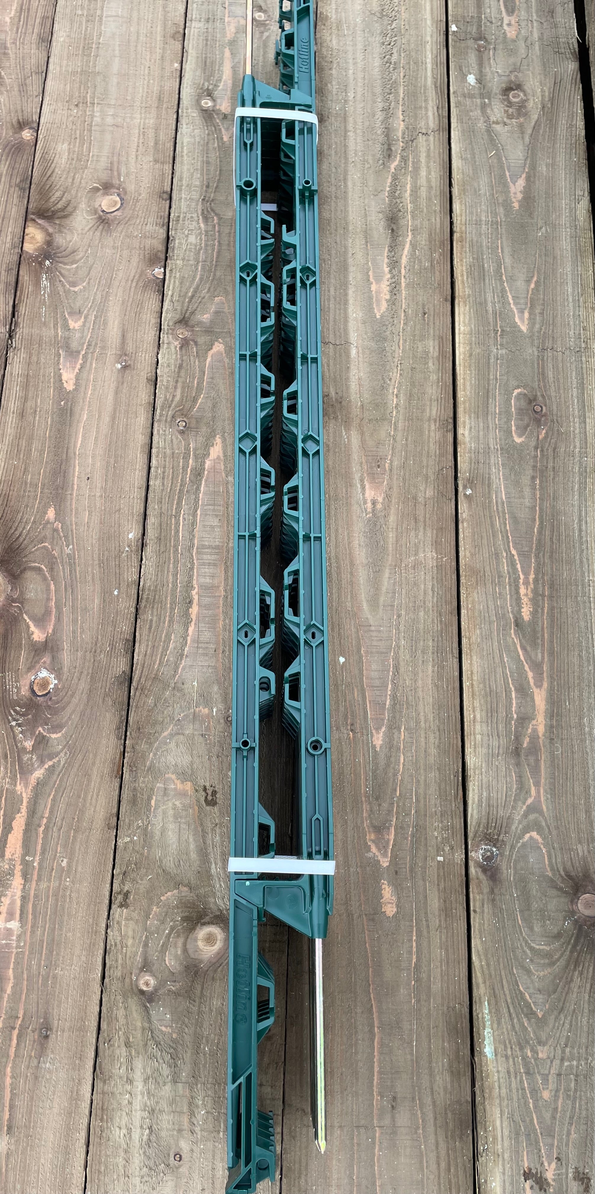 Plastic Electric Fencing Stakes – Shire Agricultural